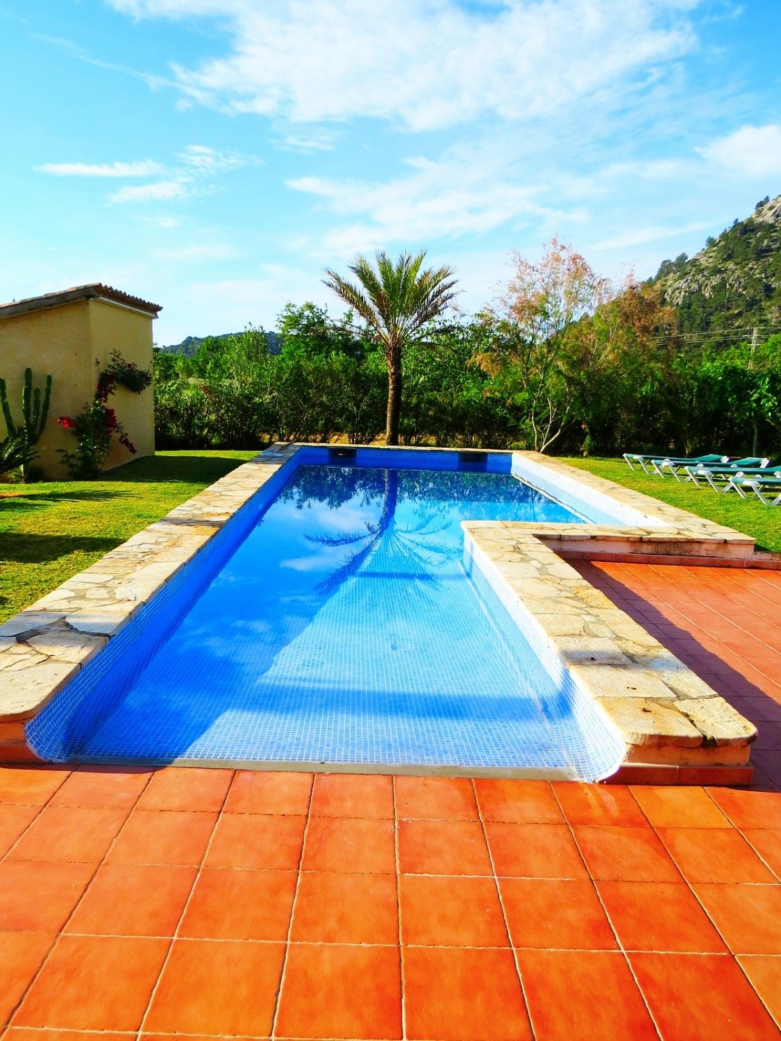 What It's Like To Stay In A Travelopo Mallorca Villa - This Way To ...